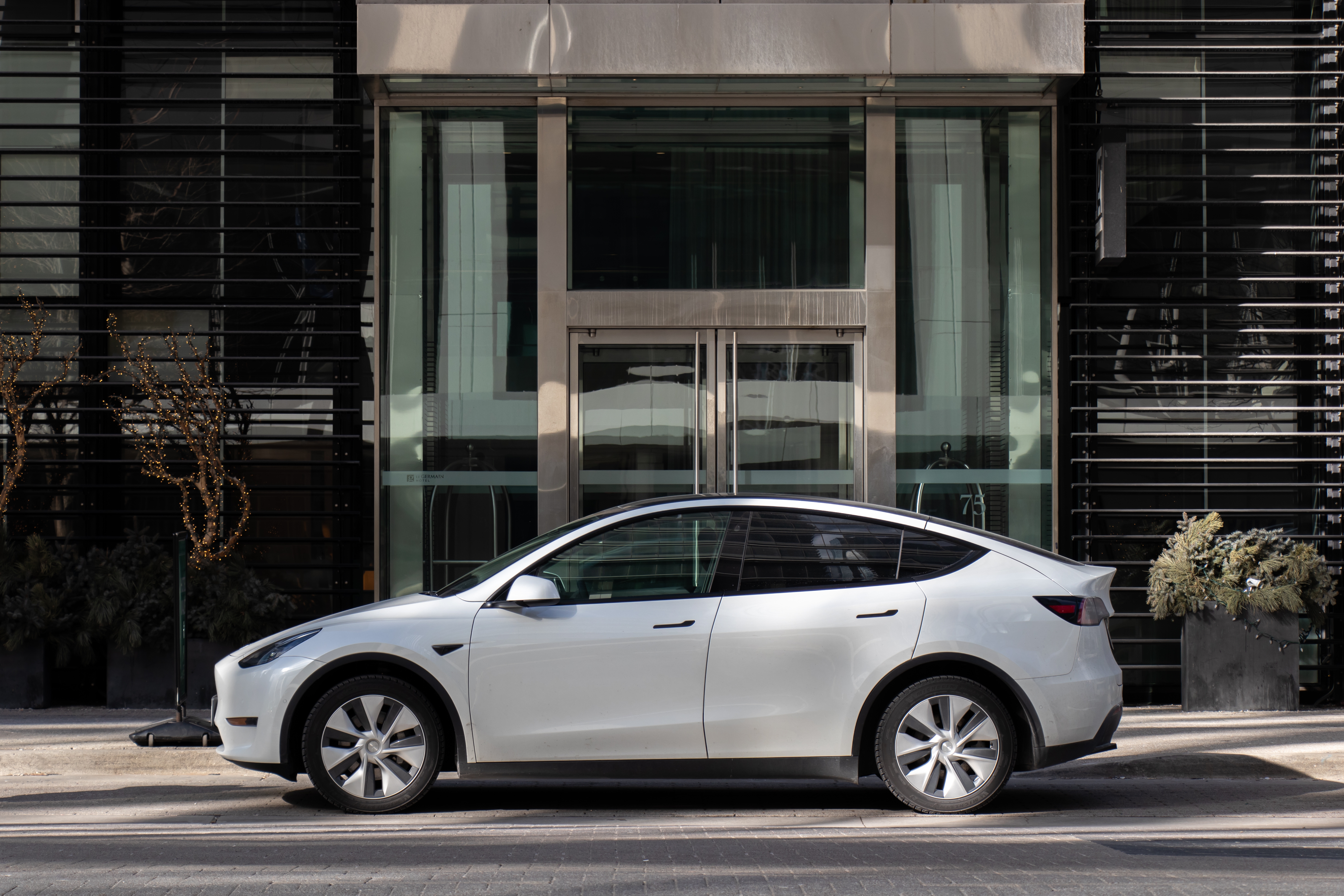Maintenance and Repair Tesla Model Y NexDrive